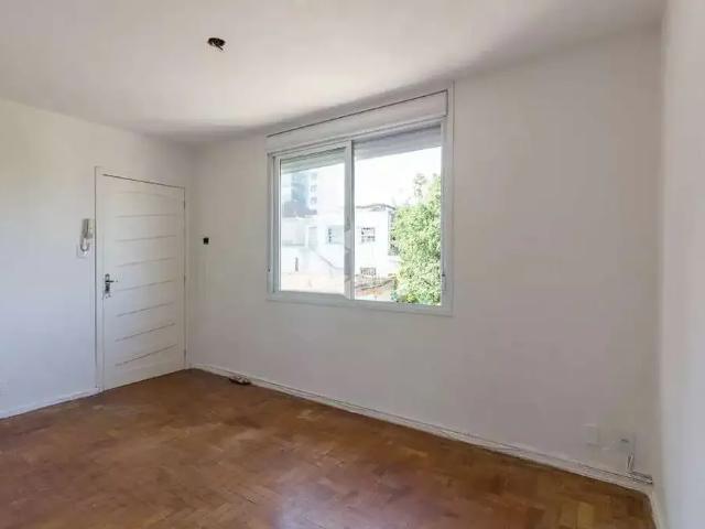 Apartamento para Venda em Porto Alegre/RS Rio Branco 2 Quartos