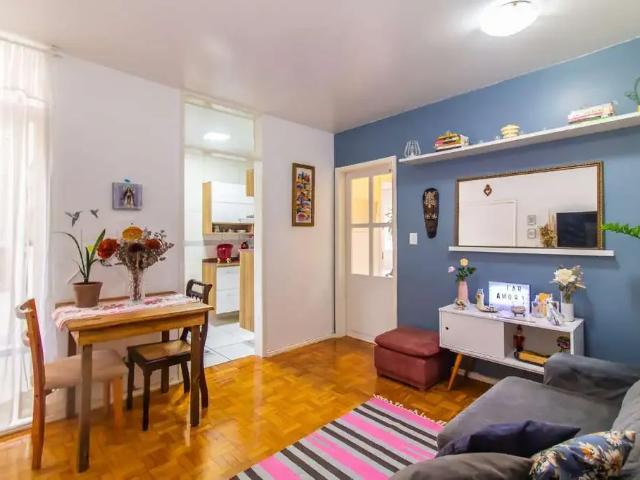 Apartamento para Venda em Porto Alegre/RS Rio Branco 2 Quartos
