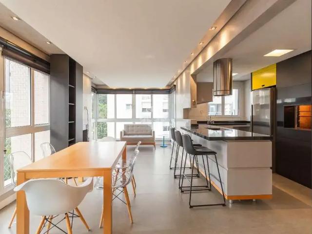 Apartamento para Venda em Porto Alegre/RS Rio Branco 2 Quartos