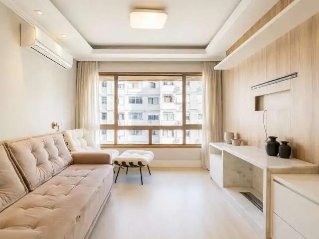Apartamento para Venda em Porto Alegre/RS Rio Branco 2 Quartos
