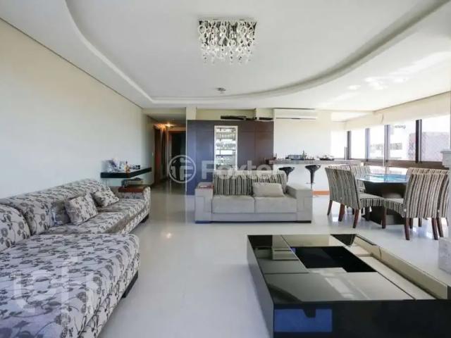 Apartamento para Venda em Porto Alegre/RS Rio Branco 4 Quartos