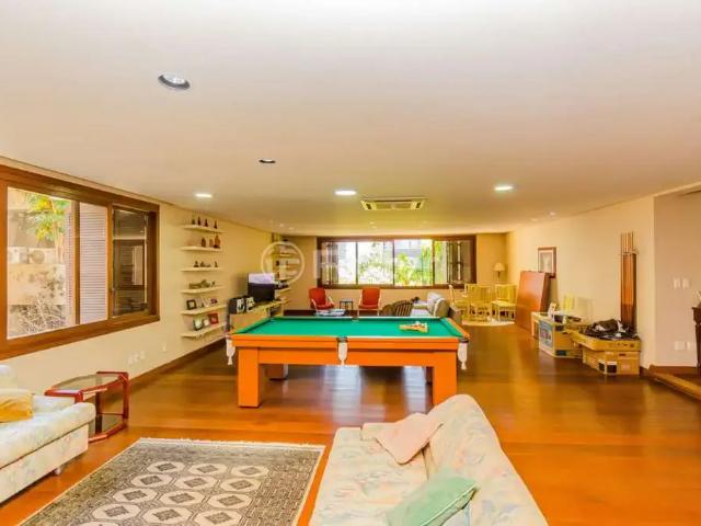 Apartamento para Venda em Porto Alegre/RS Rio Branco 4 Quartos