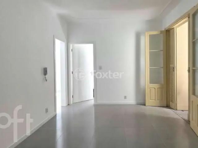 Apartamento para Venda em Porto Alegre/RS São Geraldo 2 Quartos