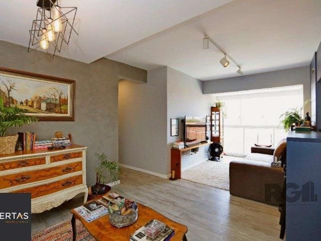 Apartamento para Venda em Porto Alegre/RS São Geraldo 2 Quartos