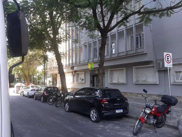 Apartamento para Venda em Porto Alegre/RS São João 2 Quartos