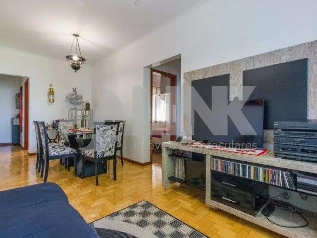 Apartamento para Venda em Porto Alegre/RS São João 2 Quartos
