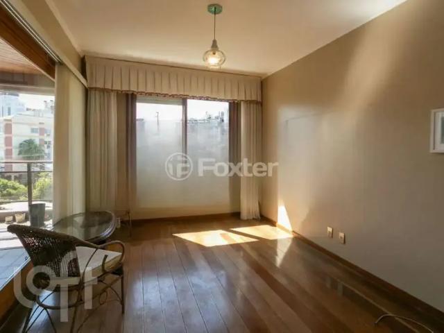Apartamento para Venda em Porto Alegre/RS São João 2 Quartos