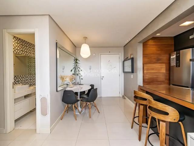 Apartamento para Venda em Porto Alegre/RS São João 2 Quartos