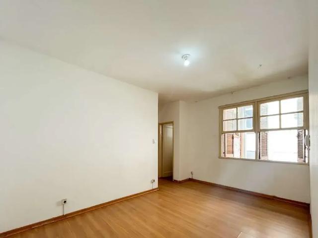 Apartamento para Venda em Porto Alegre/RS São João 2 Quartos