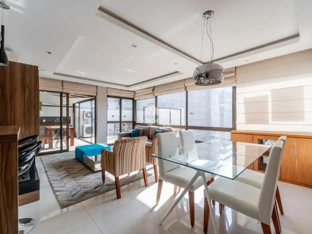 Apartamento para Venda em Porto Alegre/RS São João 2 Quartos
