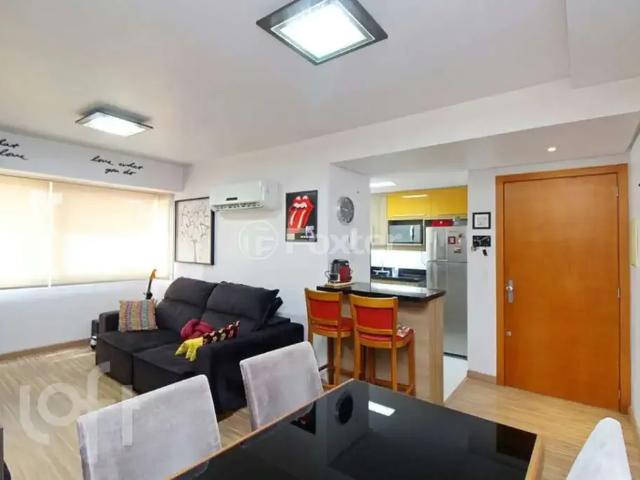 Apartamento para Venda em Porto Alegre/RS São João 2 Quartos