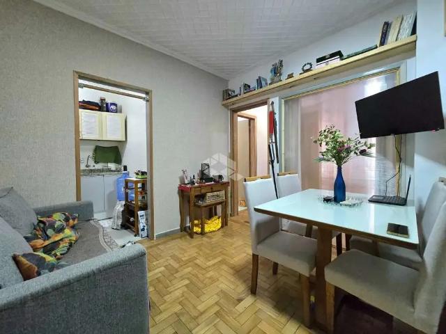 Apartamento para Venda em Porto Alegre/RS São João 2 Quartos