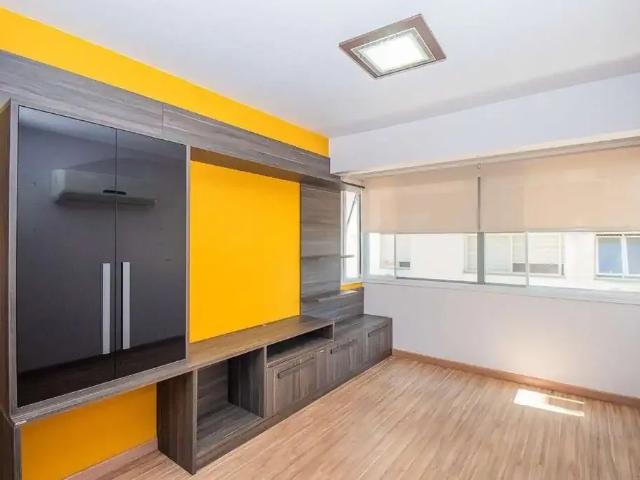 Apartamento para Venda em Porto Alegre/RS São João 2 Quartos