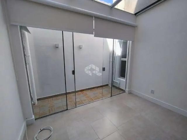 Apartamento para Venda em Porto Alegre/RS São João 2 Quartos