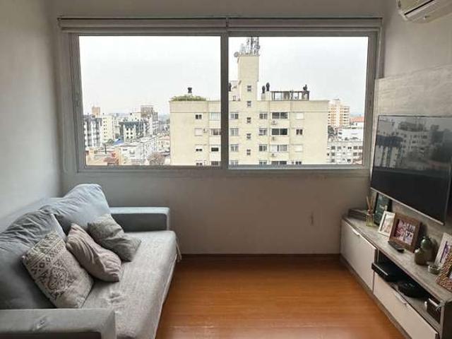 Apartamento para Venda em Porto Alegre/RS São João 2 Quartos