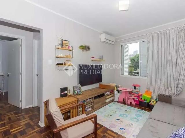 Apartamento para Venda em Porto Alegre/RS São João 3 Quartos