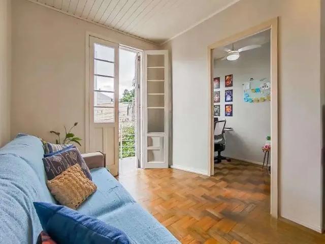 Apartamento para Venda em Porto Alegre/RS São João 3 Quartos