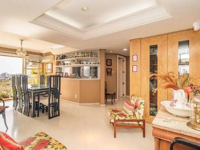 Apartamento para Venda em Porto Alegre/RS São João 3 Quartos