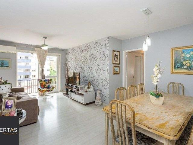 Apartamento para Venda em Porto Alegre/RS São João 3 Quartos