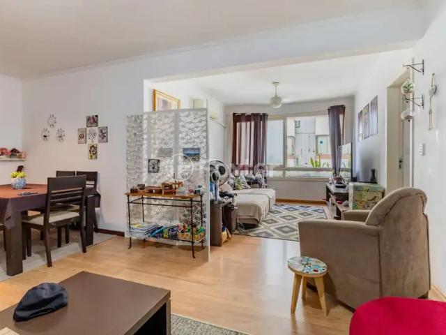 Apartamento para Venda em Porto Alegre/RS São João 3 Quartos