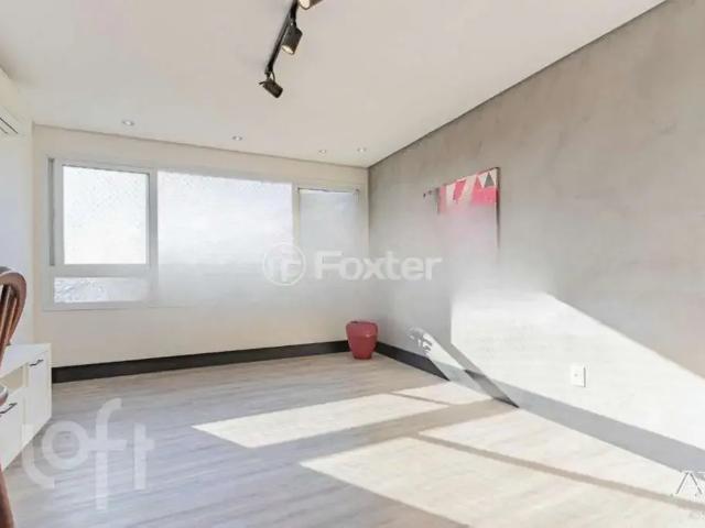 Apartamento para Venda em Porto Alegre/RS São João 3 Quartos