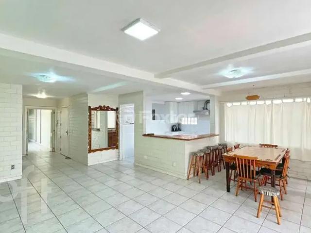 Apartamento para Venda em Porto Alegre/RS São João 3 Quartos