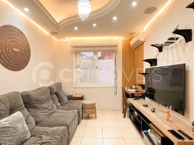 Apartamento para Venda em Porto Alegre/RS São Sebastião 3 Quartos