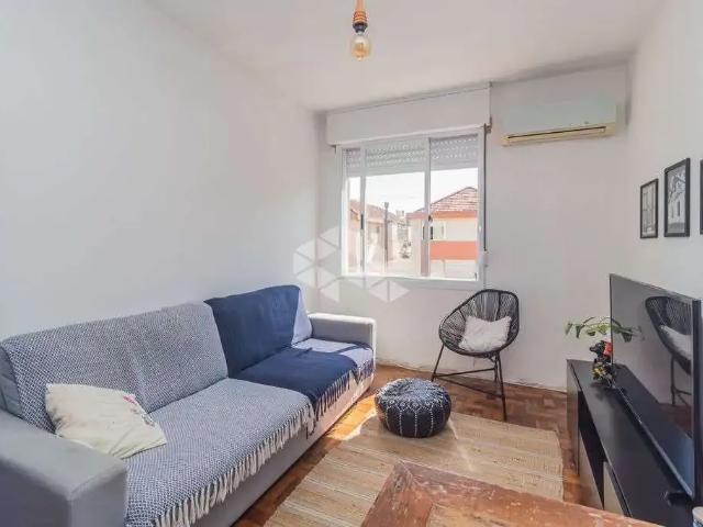 Apartamento para Venda em Porto Alegre/RS São Sebastião 3 Quartos