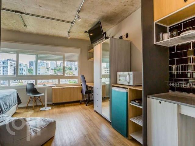 Apartamento para Venda em Porto Alegre/RS Santa Cecília 11 Quartos