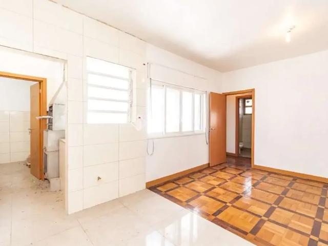 Apartamento para Venda em Porto Alegre/RS Santa Cecília 2 Quartos