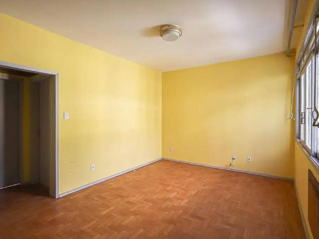 Apartamento para Venda em Porto Alegre/RS Santa Cecília 2 Quartos