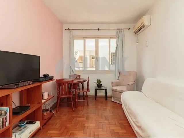 Apartamento para Venda em Porto Alegre/RS Santa Cecília 2 Quartos