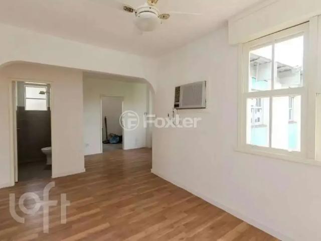 Apartamento para Venda em Porto Alegre/RS Santo Antônio 2 Quartos