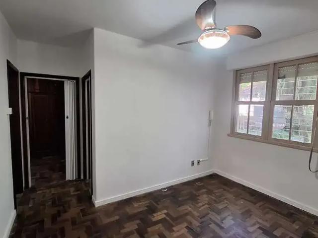 Apartamento para Venda em Porto Alegre/RS Santo Antônio 2 Quartos