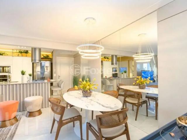 Apartamento para Venda em Porto Alegre/RS Três Figueiras 2 Quartos