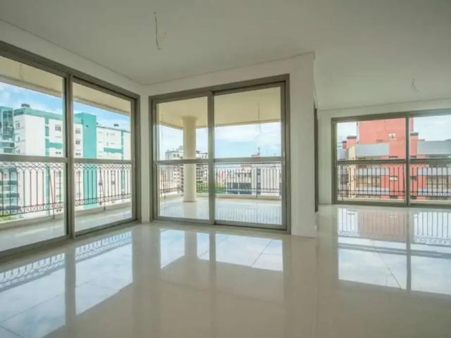 Apartamento para Venda em Porto Alegre/RS Três Figueiras 2 Quartos
