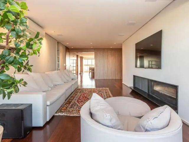 Apartamento para Venda em Porto Alegre/RS Três Figueiras 2 Quartos