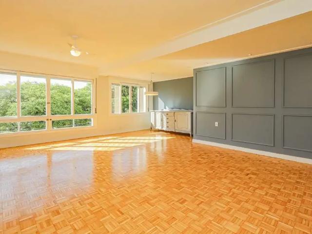 Apartamento para Venda em Porto Alegre/RS Três Figueiras 2 Quartos