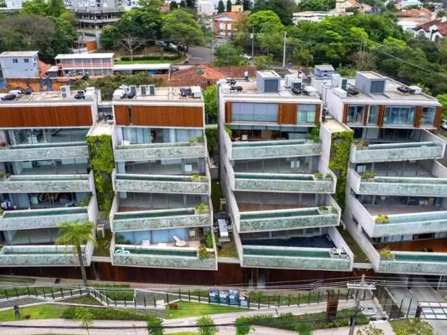 Apartamento para Venda em Porto Alegre/RS Três Figueiras 3 Quartos