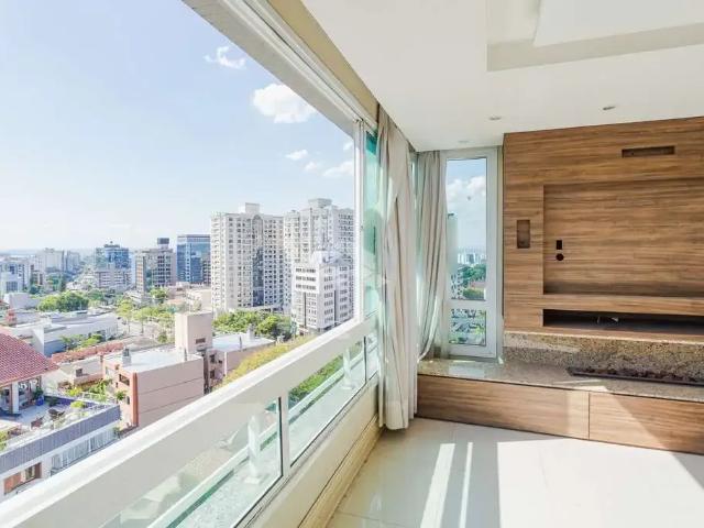 Apartamento para Venda em Porto Alegre/RS Três Figueiras 3 Quartos