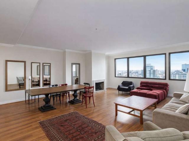 Apartamento para Venda em Porto Alegre/RS Três Figueiras 3 Quartos