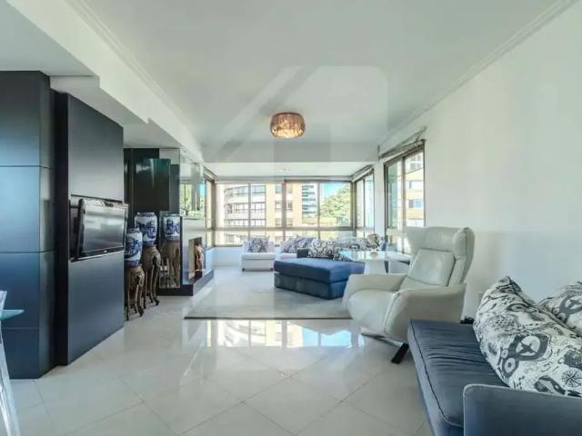 Apartamento para Venda em Porto Alegre/RS Três Figueiras 3 Quartos