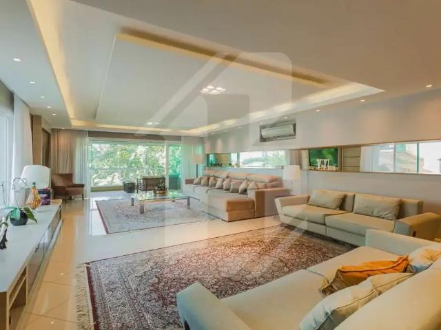 Apartamento para Venda em Porto Alegre/RS Três Figueiras 3 Quartos