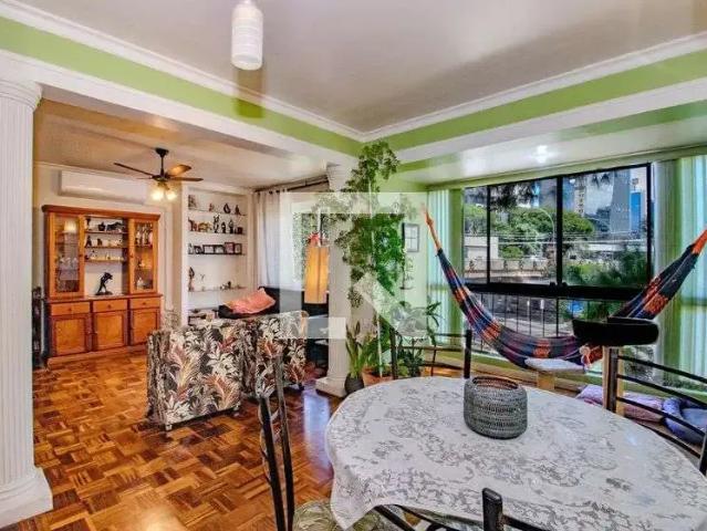Apartamento para Venda em Porto Alegre/RS Três Figueiras 3 Quartos