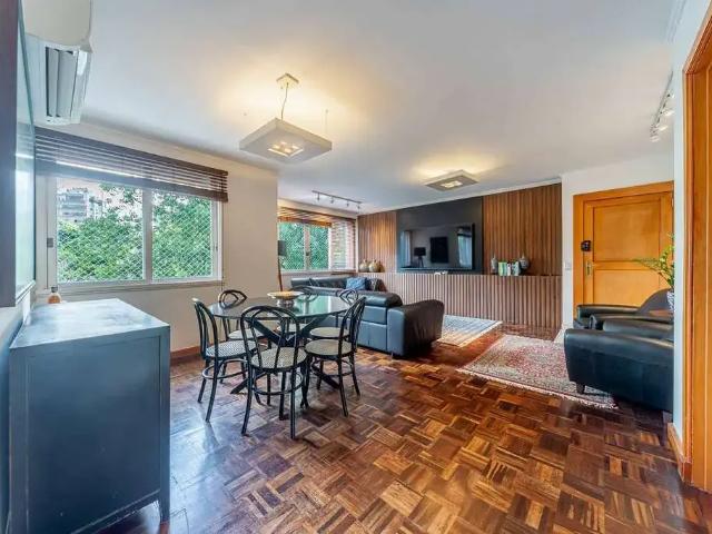 Apartamento para Venda em Porto Alegre/RS Três Figueiras 3 Quartos