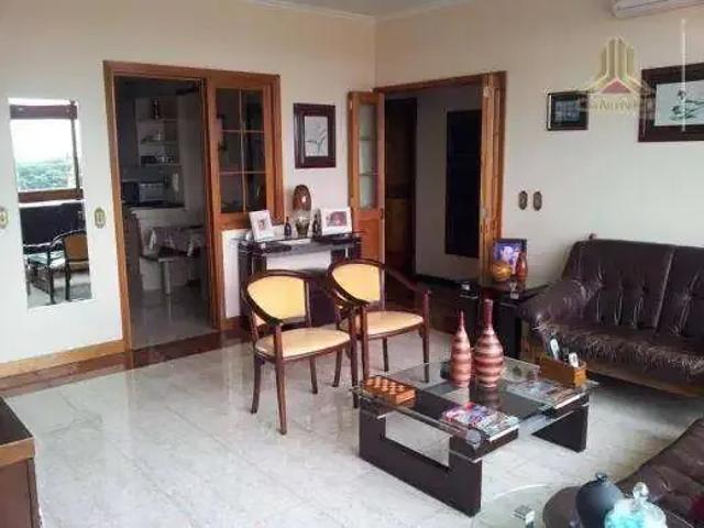 Apartamento para Venda em Porto Alegre/RS Três Figueiras 3 Quartos