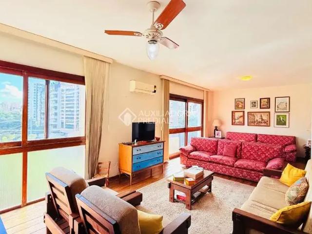 Apartamento para Venda em Porto Alegre/RS Três Figueiras 3 Quartos