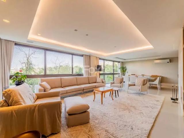 Apartamento para Venda em Porto Alegre/RS Três Figueiras 4 Quartos