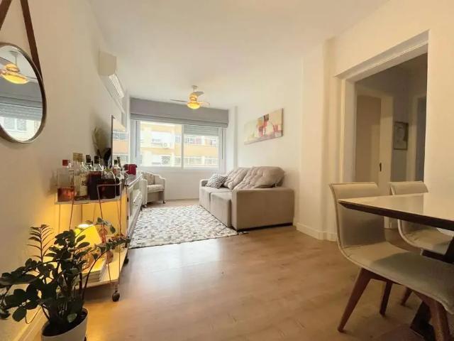 Apartamento para Venda em Porto Alegre/RS Vila Assunção 2 Quartos
