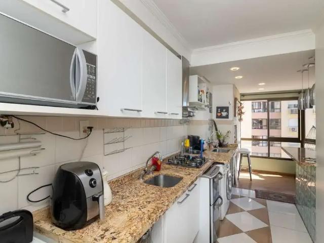 Apartamento para Venda em Porto Alegre/RS Vila Ipiranga 3 Quartos